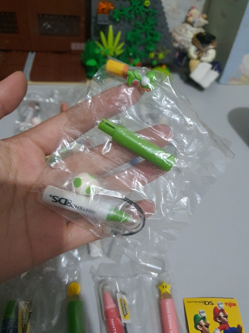 Nintendo DS Super Mario Stylus Pen, Video Gaming, Video Games, Nintendo ...