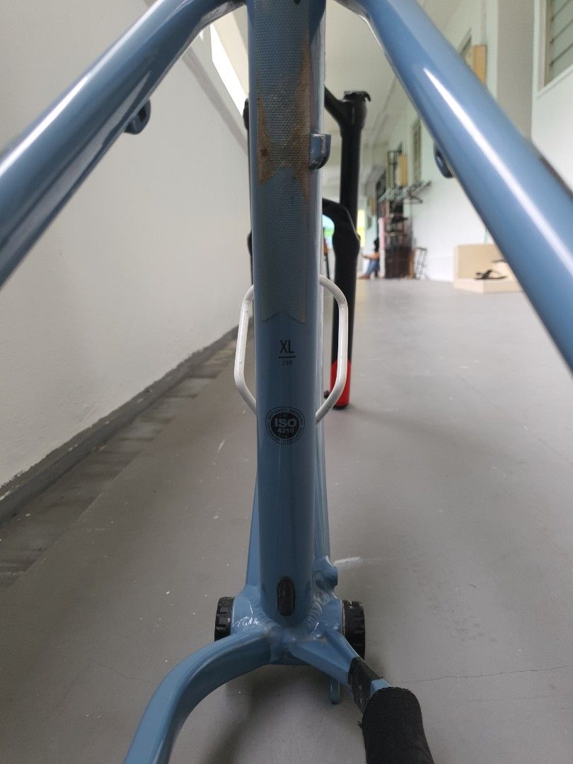 Nukeproof 2020 Frame XL size & Manitou Machete Fork, Sports Equipment ...