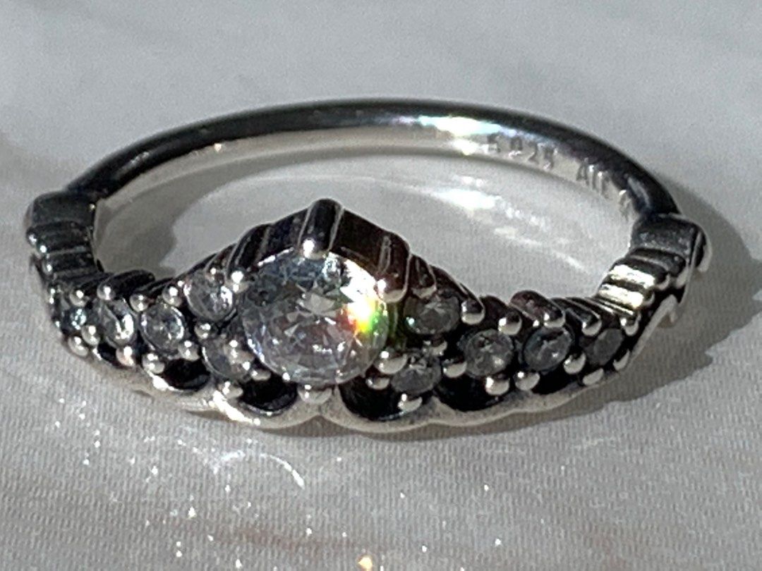 Pandora tiara promise ring, Women's Fashion, Jewelry & Organisers ...