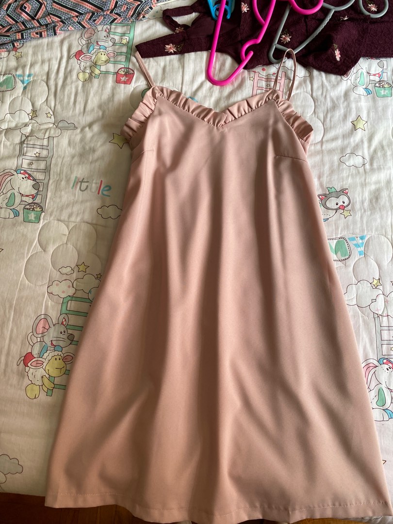 Pre-loved items, Women's Fashion, Tops, Other Tops on Carousell