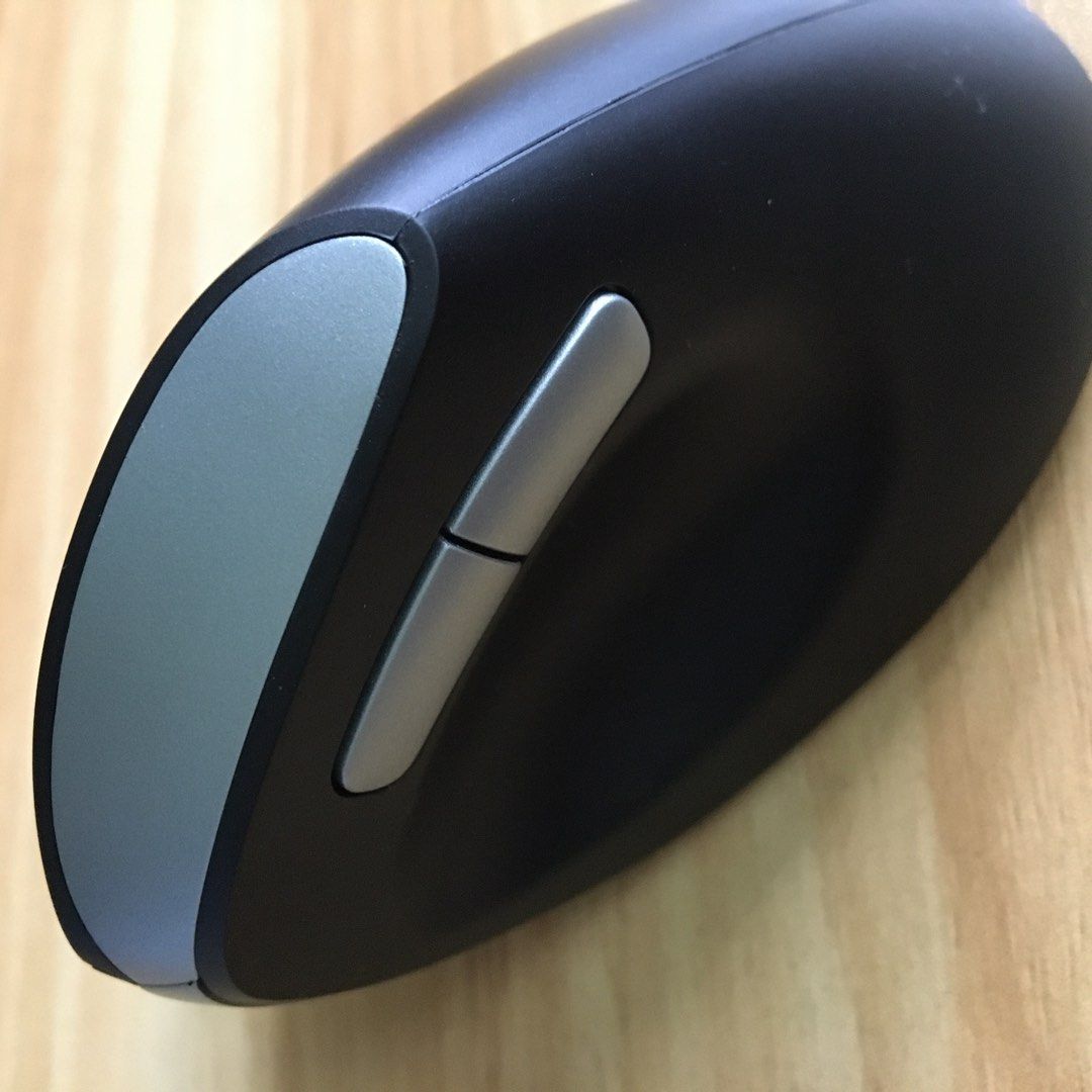 RAPOO EV250 wireless optical ergonomic mouse, Computers & Tech, Parts ...