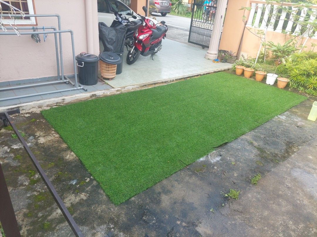 Rumput sintetik, Furniture & Home Living, Home Decor, Carpets, Mats ...