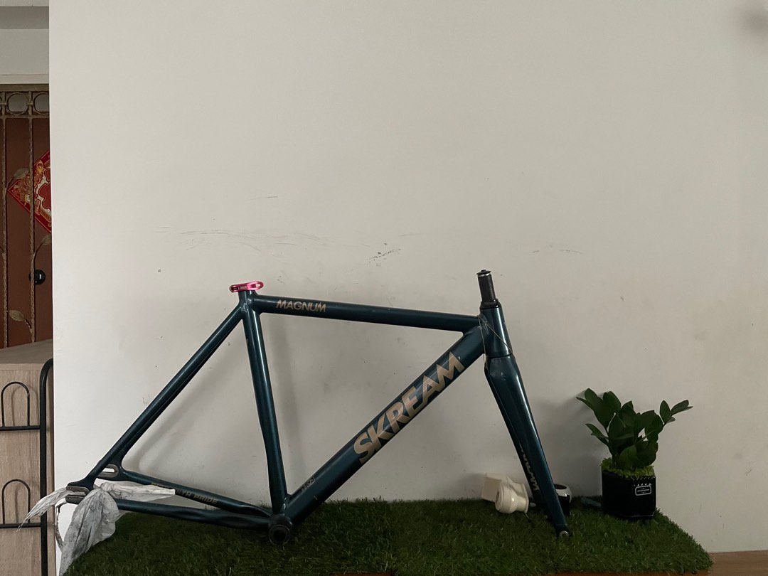 Skream Magnum 20 Blue , Sports Equipment, Bicycles & Parts, Parts ...