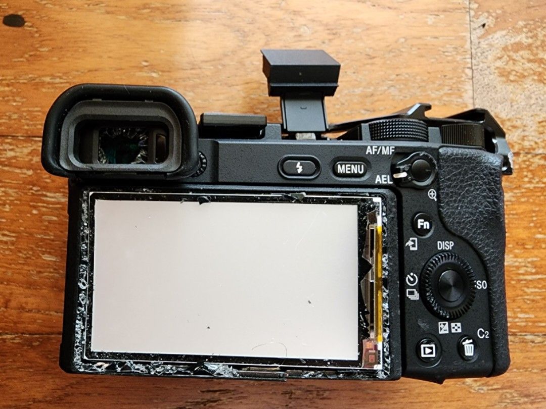 Sony a6400 (broken), Photography, Cameras on Carousell