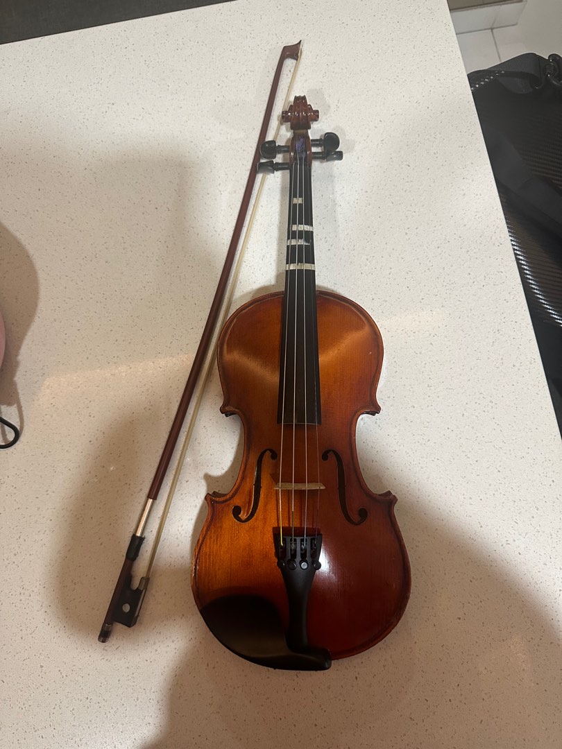 Synwin 1/2 size violin (3001 series), Hobbies & Toys, Music & Media, Musical Instruments on ...
