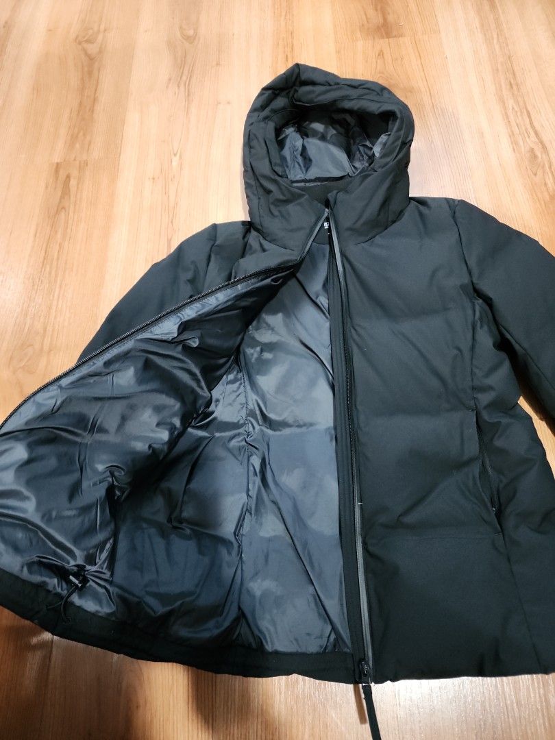 Uniqlo Winter jacket, Women's Fashion, Coats, Jackets and Outerwear on ...