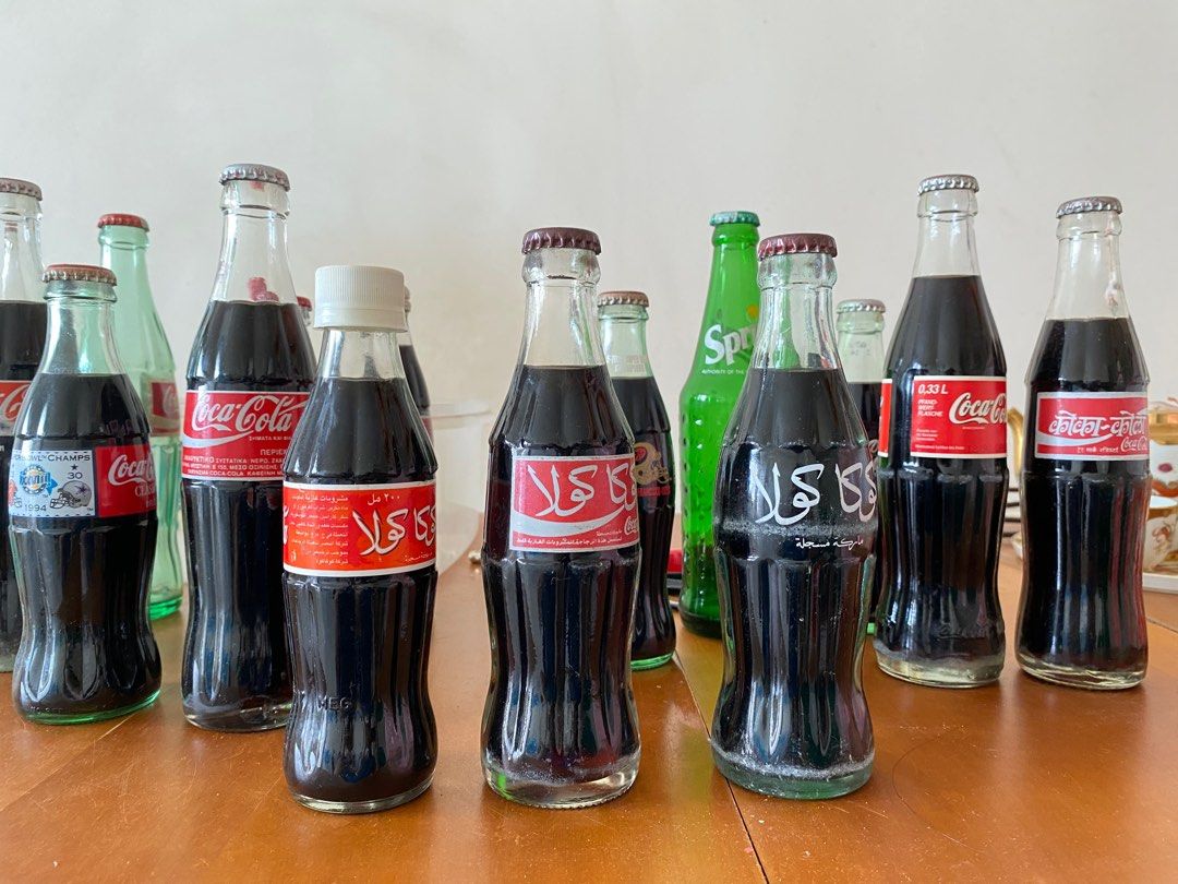 Vintage Coke Cola bottles and 1 sprite bottle, Hobbies & Toys ...