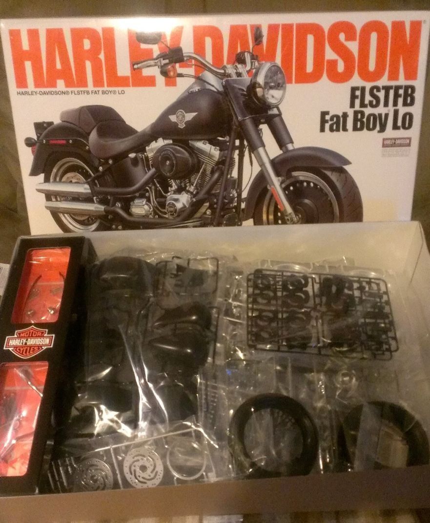全新1/6 Tamiya Harley Davidson Fatboy 電單車 （送黑色車尾皮袋）T2 Terminator 2 T800 ...