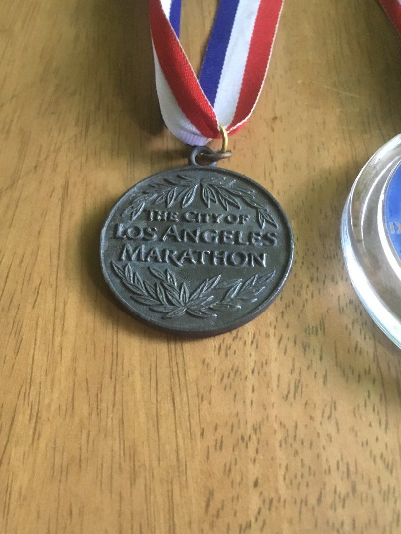 1993 & 1994 Los Angeles Marathon Medal, Hobbies & Toys, Memorabilia ...
