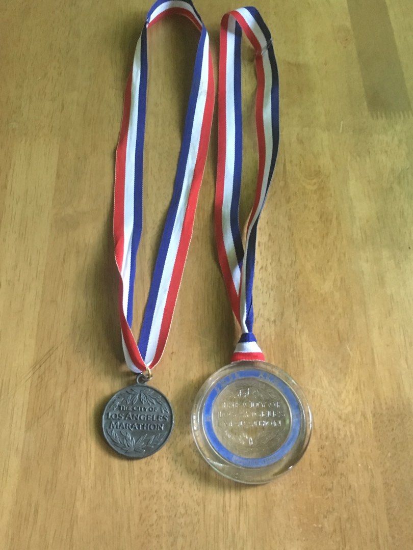 1993 & 1994 Los Angeles Marathon Medal, Hobbies & Toys, Memorabilia ...