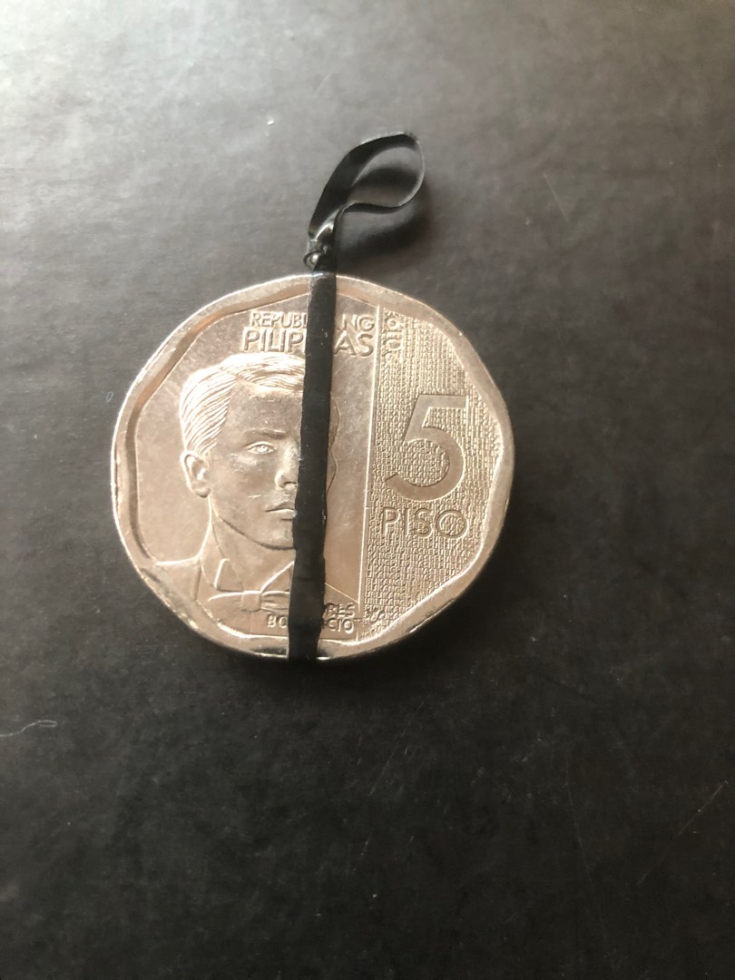 2019 5 peso nonagonal rotated error coin, Hobbies & Toys, Memorabilia ...