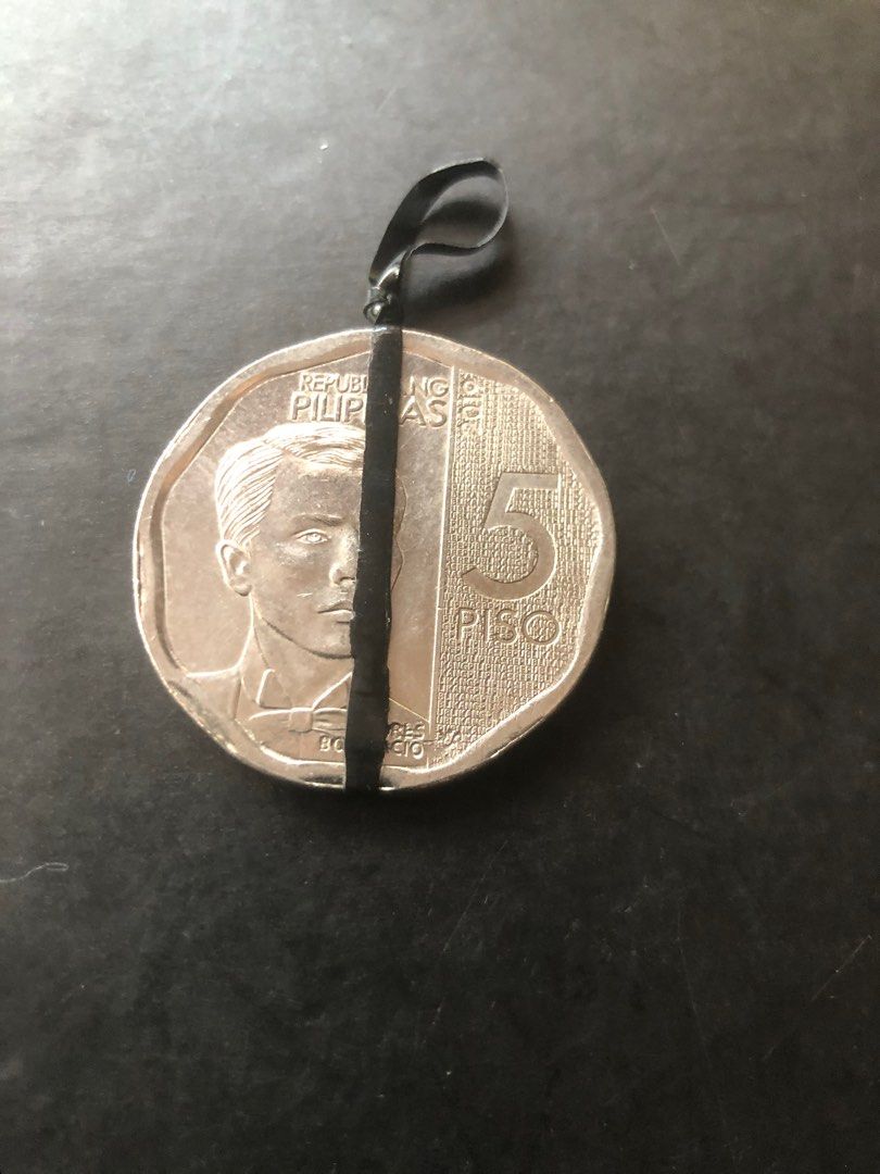 2019 5 peso nonagonal rotated error coin, Hobbies & Toys, Memorabilia ...