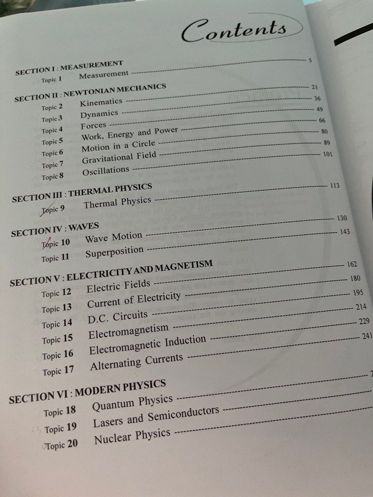A Level 1000 Physics MCQ with Helps, Hobbies & Toys, Books & Magazines ...