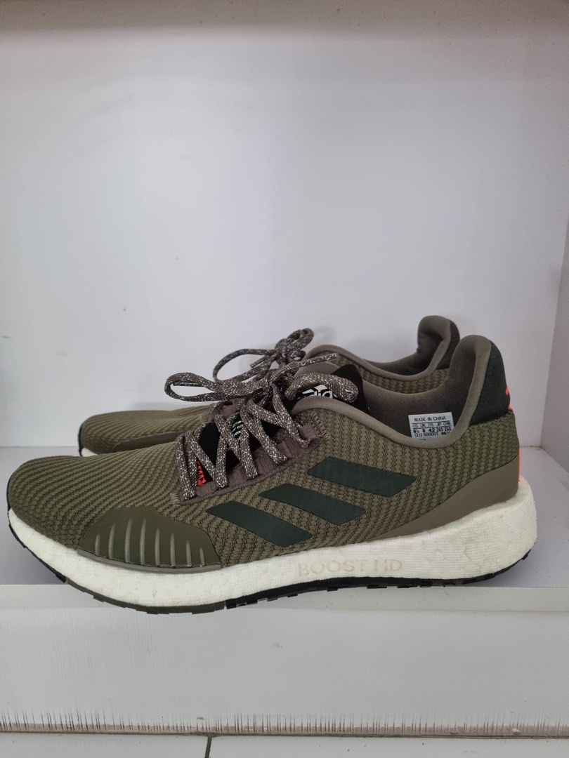 adidas boost, Men's Fashion, Footwear, Sneakers on Carousell