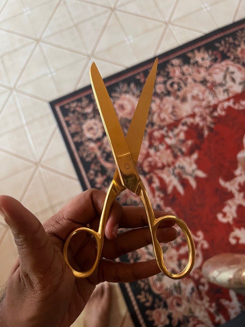 Aesthetic party scissors (gold), Hobbies & Toys, Stationery & Craft ...
