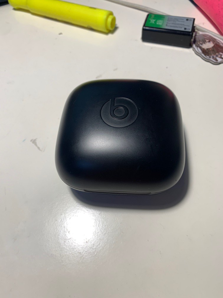 Beats Powerbeats pro black, Audio, Earphones on Carousell