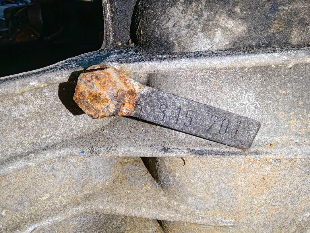 BMW e36 3.15 Rear Axle Differential Manual, Auto Accessories on Carousell