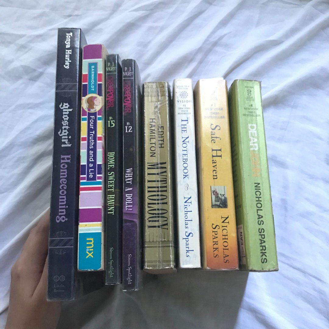 Book set (Nicholas Sparks, Greek mythology, etc.), Hobbies & Toys ...