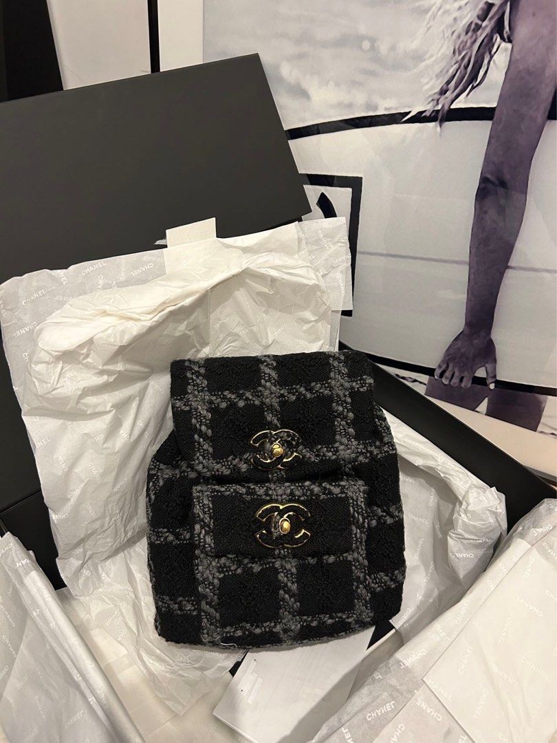 Chanel 22k backpack 背包, 名牌, 手袋及銀包 - Carousell