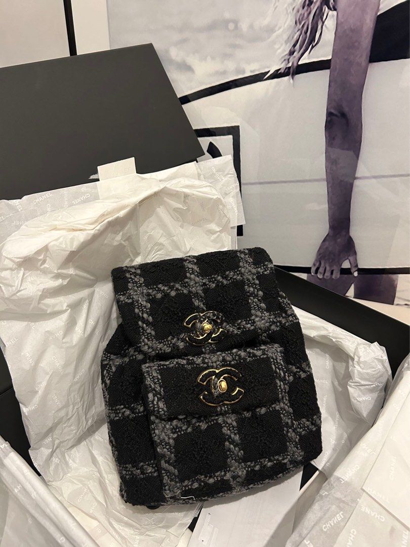 Chanel 22k backpack 背包, 名牌, 手袋及銀包 - Carousell