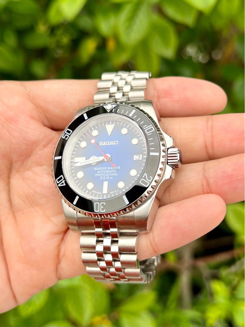 Custom Seiko Deepsea 40mm (Seiko NH35 movt), Luxury, Watches on Carousell