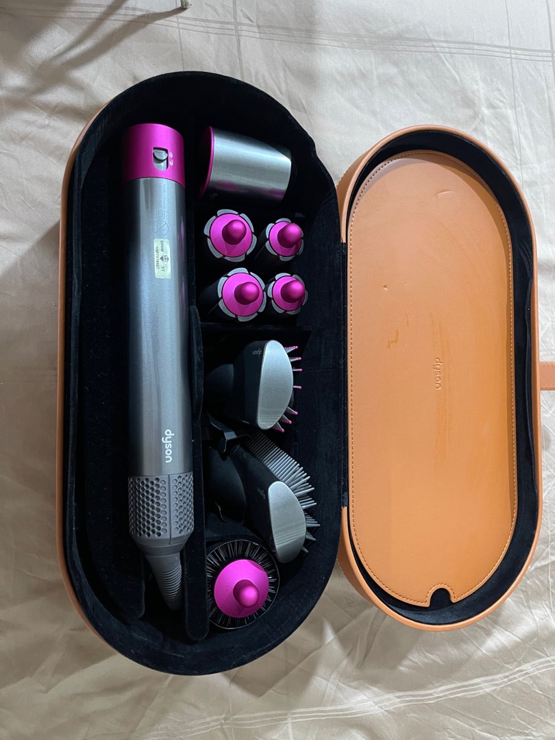 Dyson Airwrap Complete Set, Beauty & Personal Care, Hair on Carousell
