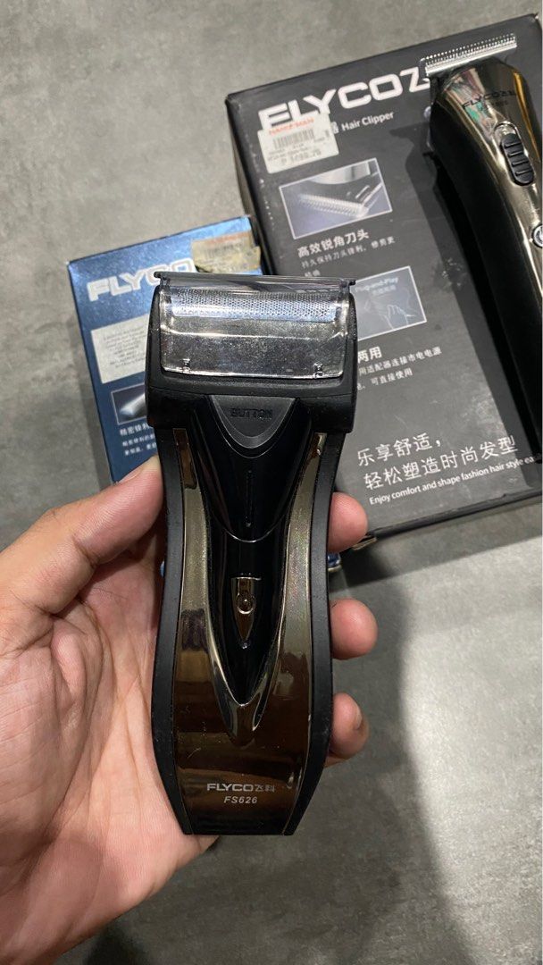 Flyco Shaver/Hair Clipper, Beauty & Personal Care, Hair on Carousell