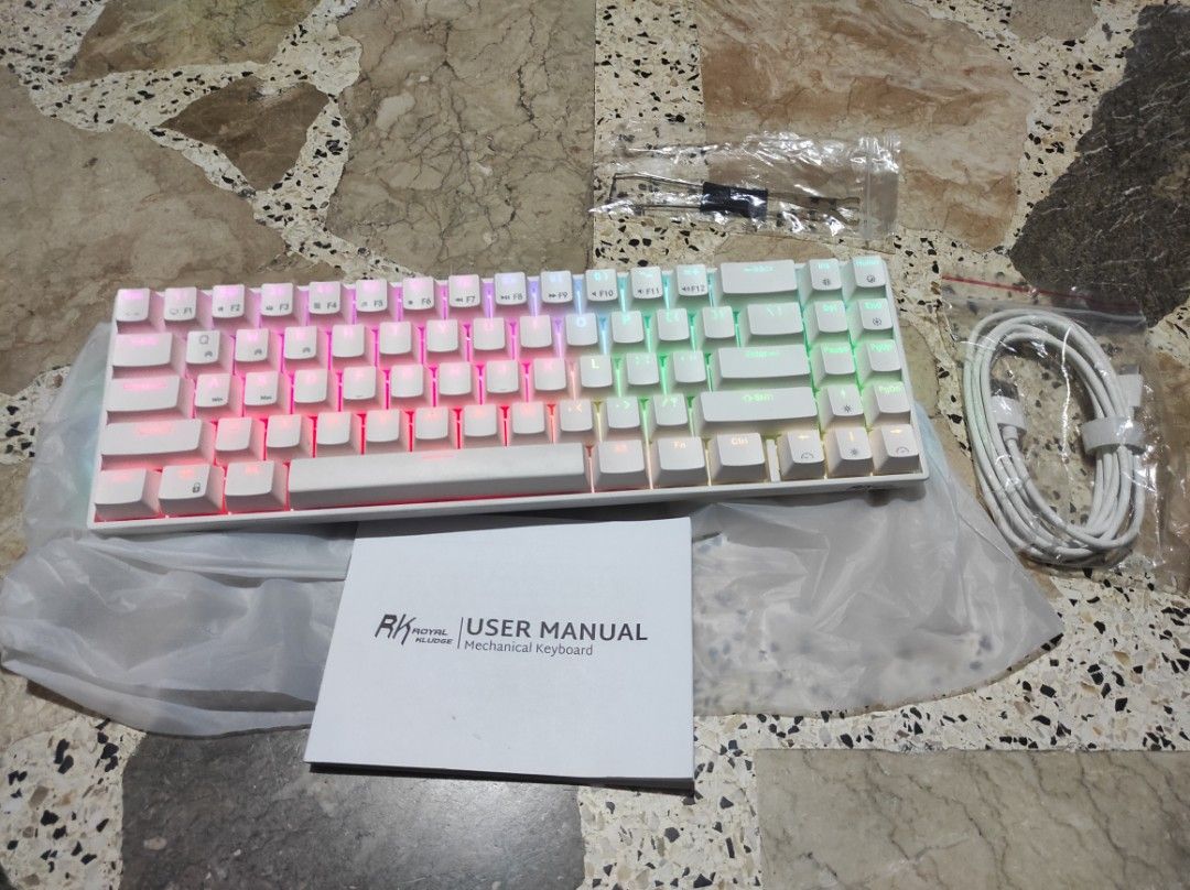 FOR SALE: Royal Kludge RK71 Wireless Mechanical Keyboard, Computers ...