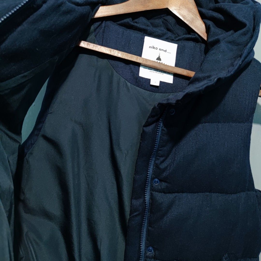 FREE SF | NIKO AND ... WOMENS PUFF VEST, Women's Fashion, Coats ...