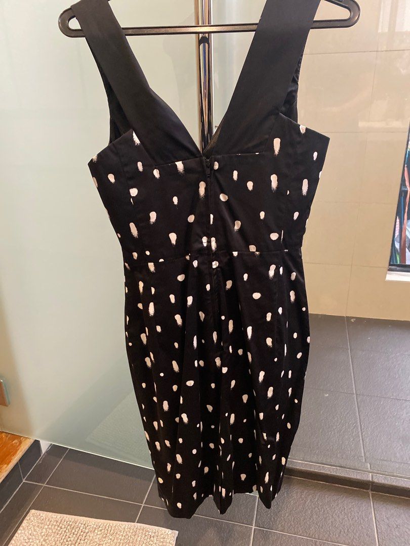 French connection dress including postage, Women's Fashion, Dresses ...