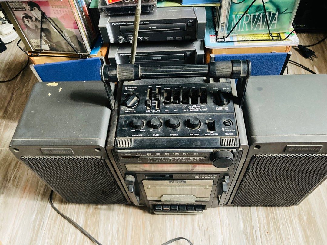 Hitachi minicompo trk 9140w, Audio, Portable Music Players on Carousell