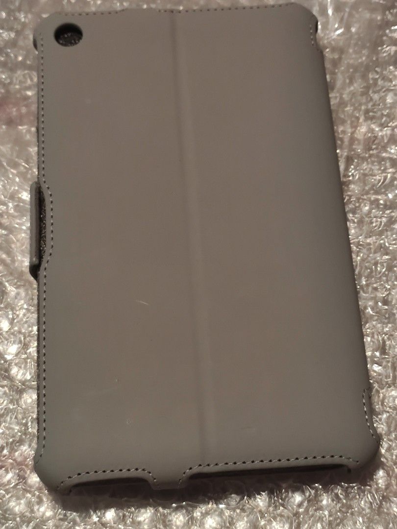 HP Tablet Case, Mobile Phones & Gadgets, Tablets, Others on Carousell