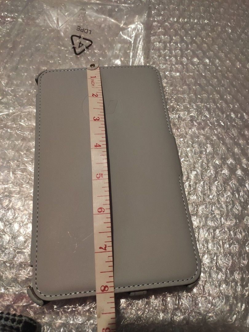 HP Tablet Case, Mobile Phones & Gadgets, Tablets, Others on Carousell