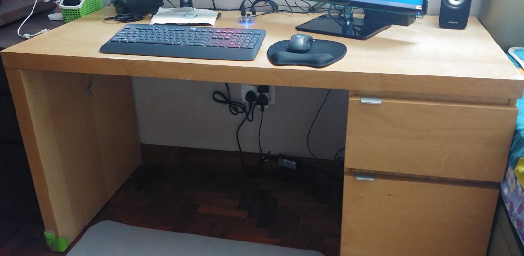 Ikea MALM Computer Desk - In Excellent Condition, Furniture & Home ...