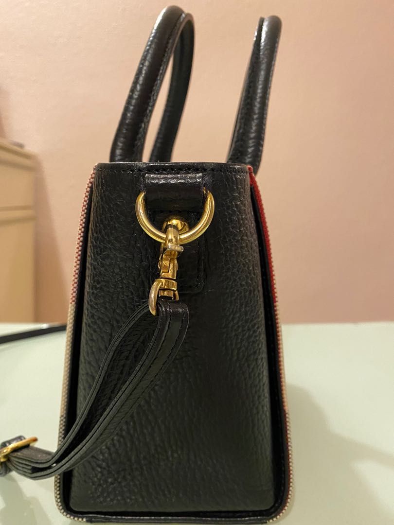 Japan Blue Label bag, Women's Fashion, Bags & Wallets, Cross-body Bags ...