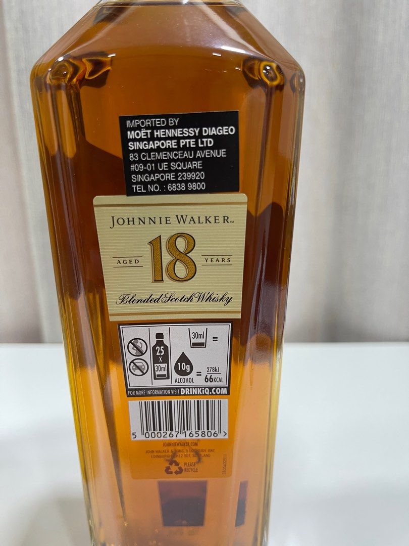 Johnnie Walker Gold Label 18, Food & Drinks, Beverages on Carousell