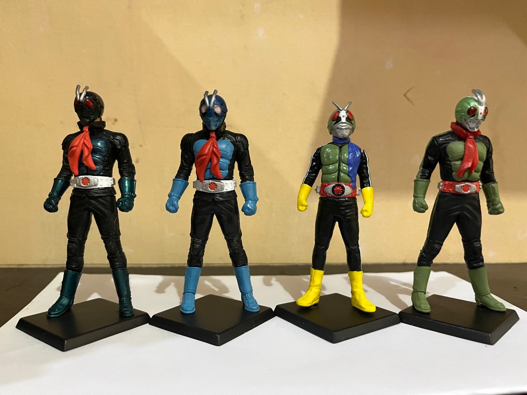 Kamen Rider Masked Rider Set 11cm and 8 cm Display Toys Collection ...