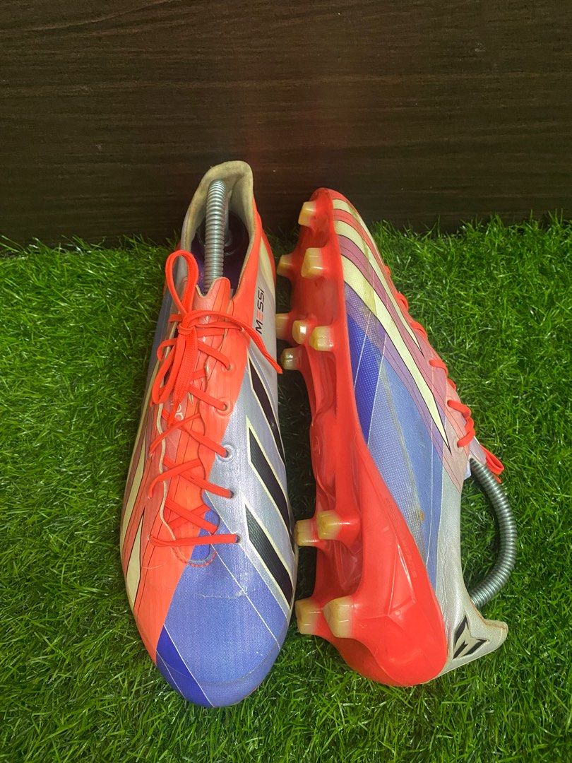 Kasut bola adidas adizero f50 messi, Men's Fashion, Footwear, Boots on ...