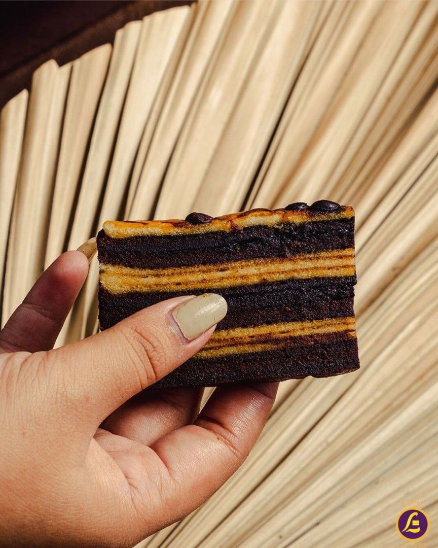 LAMOIST LAYERS KEK LAPIS, BIKA AMBON (ORIGINALLY FROM BATAM) *HALAL ...
