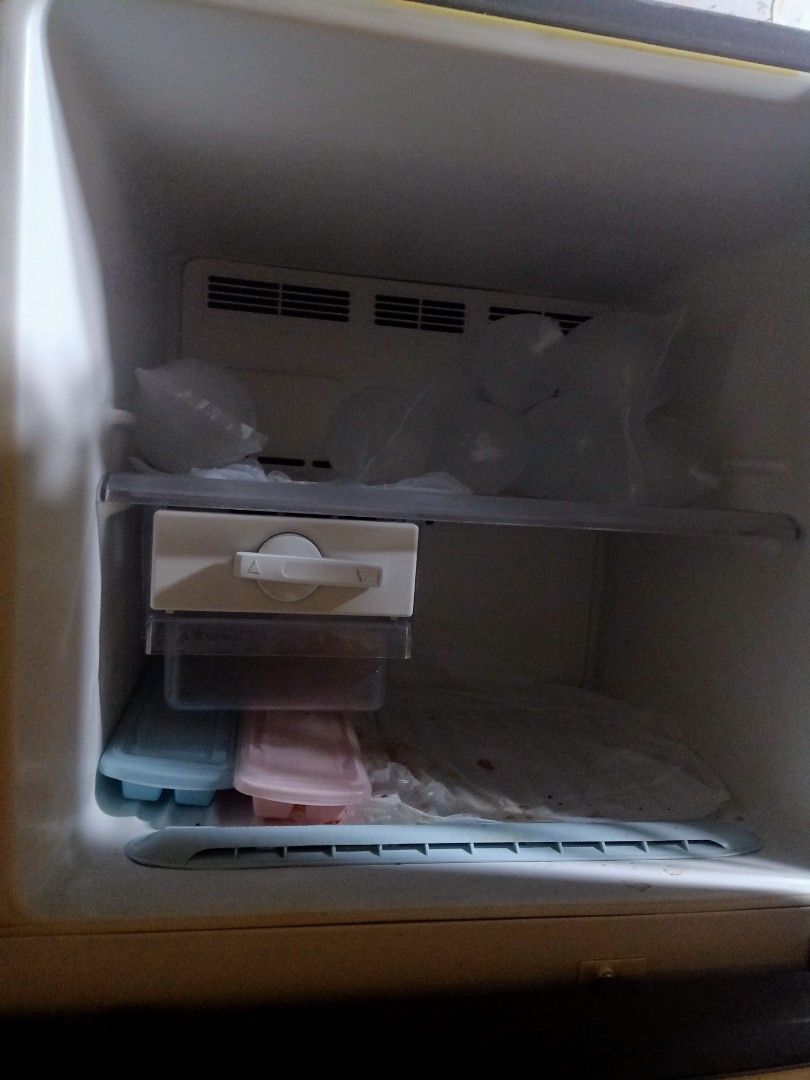 Lg refrigerator inverter type, TV & Home Appliances, Other Home ...