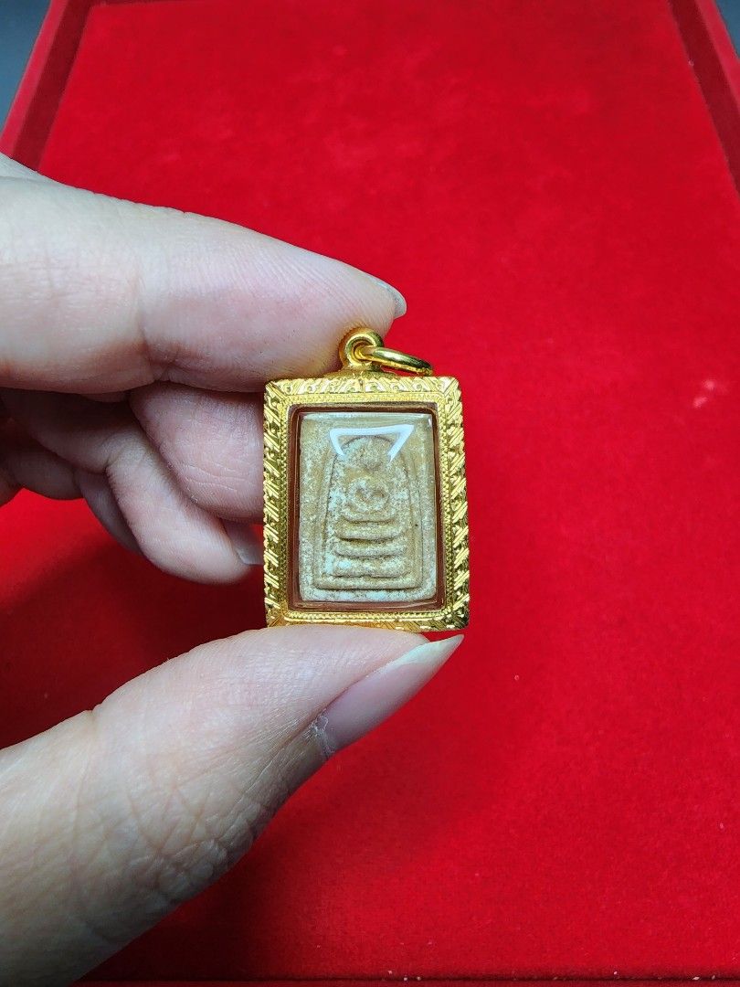 Lp kuay Phra somdej pim Kanen lang yant BE 2515, Hobbies & Toys ...