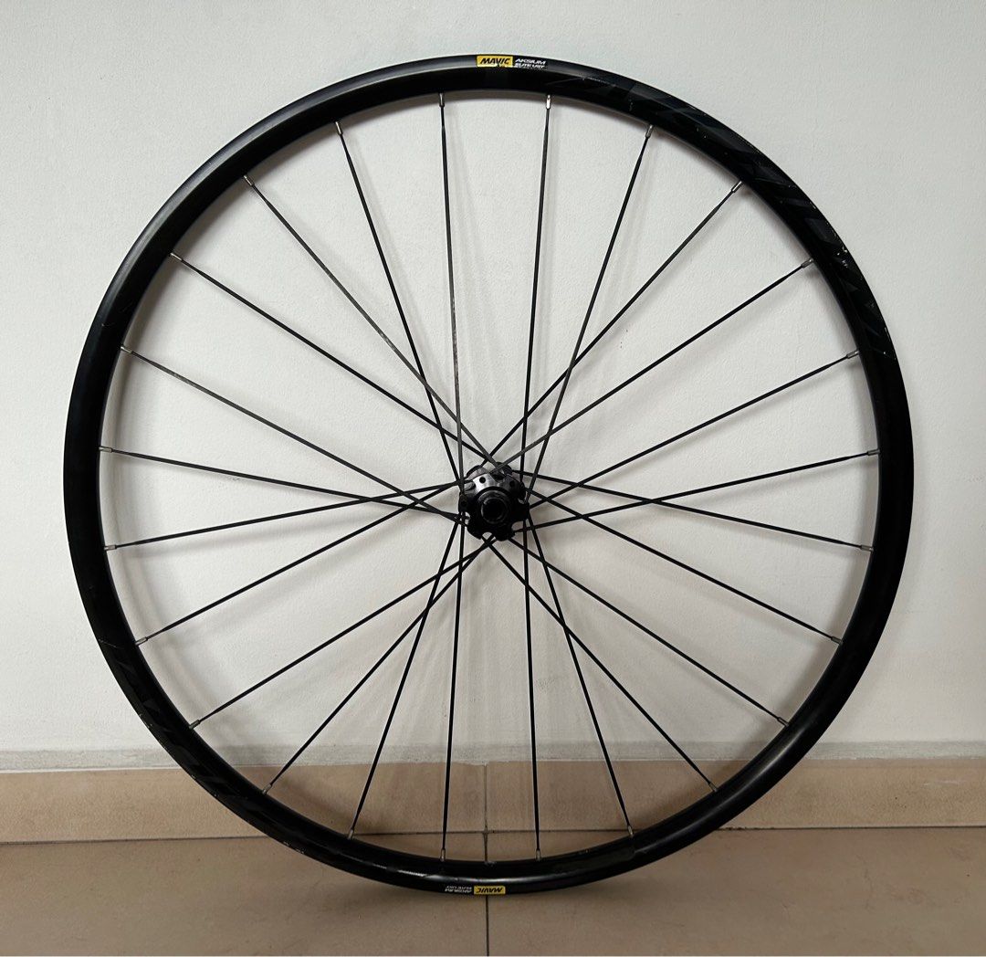 Mavic Aksium Elite UST Disc Front Wheel (ONLY Front Wheel), Sports ...