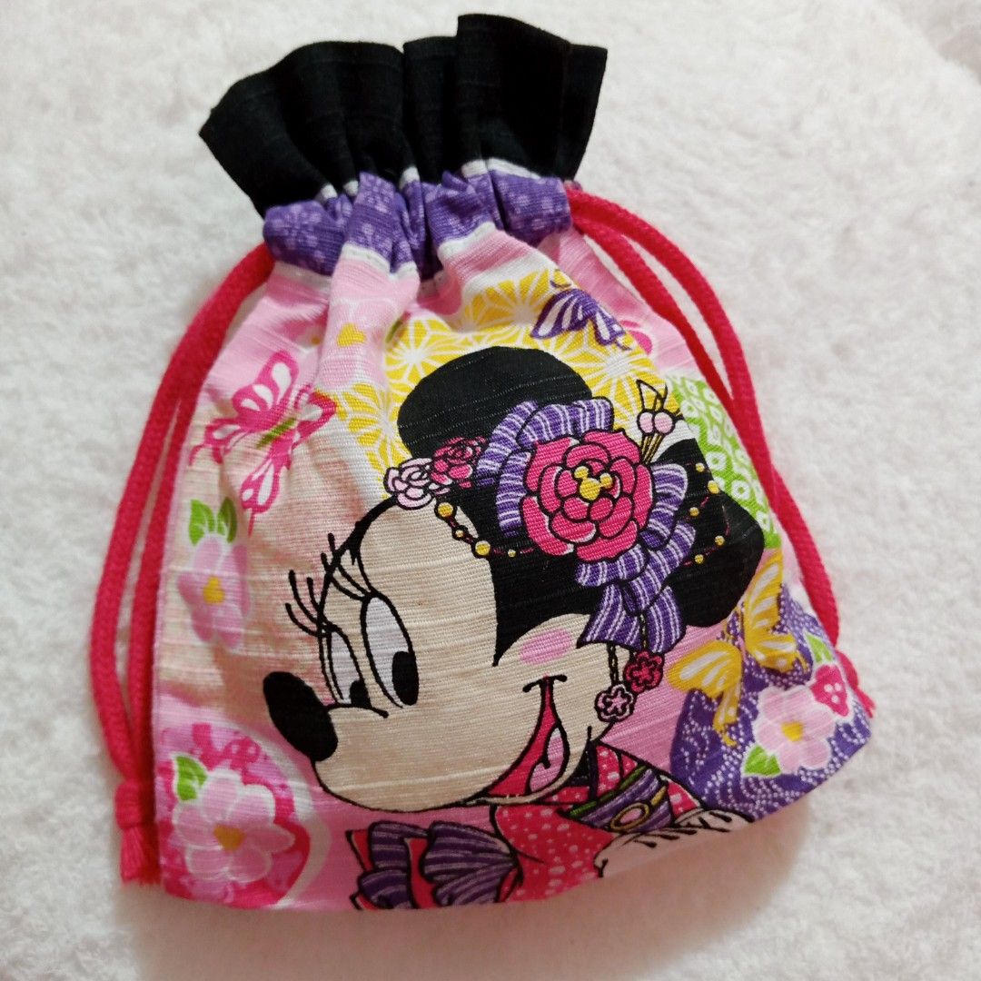 Minnie Mouse String Pouch, Hobbies & Toys, Memorabilia & Collectibles ...