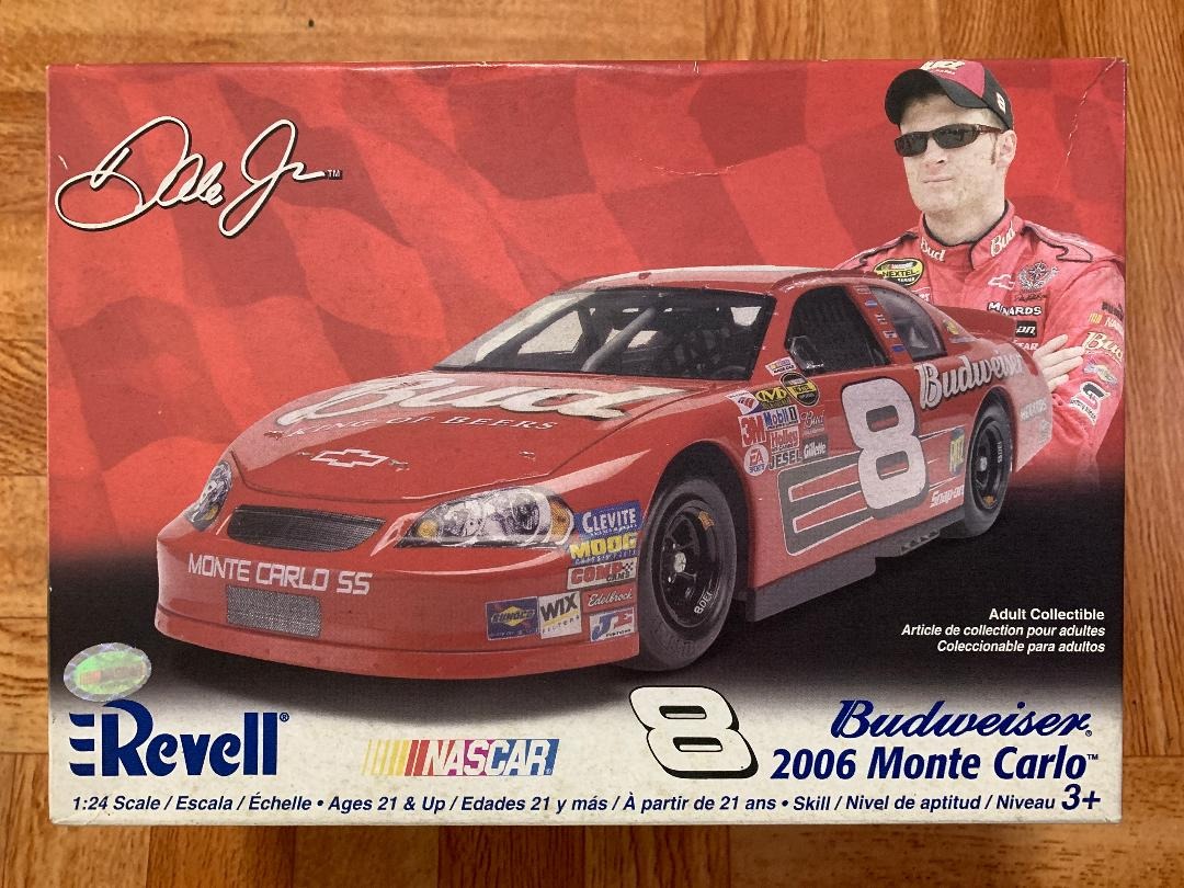 Model Kit: Revell: 1:24 Scale: NASCAR 8 Budweiser 2006 Monte Carlo ...