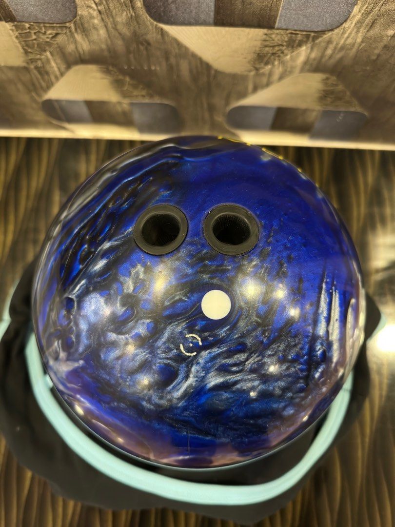 Motiv Polyester Bowling Ball 14lbs, Sports Equipment, Sports & Games ...