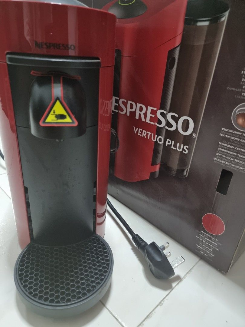 Nespresso Vertuo Plus, TV & Home Appliances, Kitchen Appliances, Coffee ...