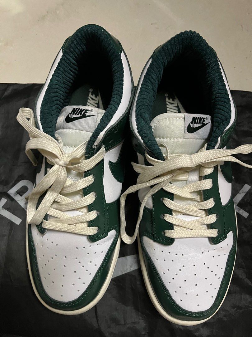 Nike sb dunk green, Men's Fashion, Footwear, Sneakers on Carousell