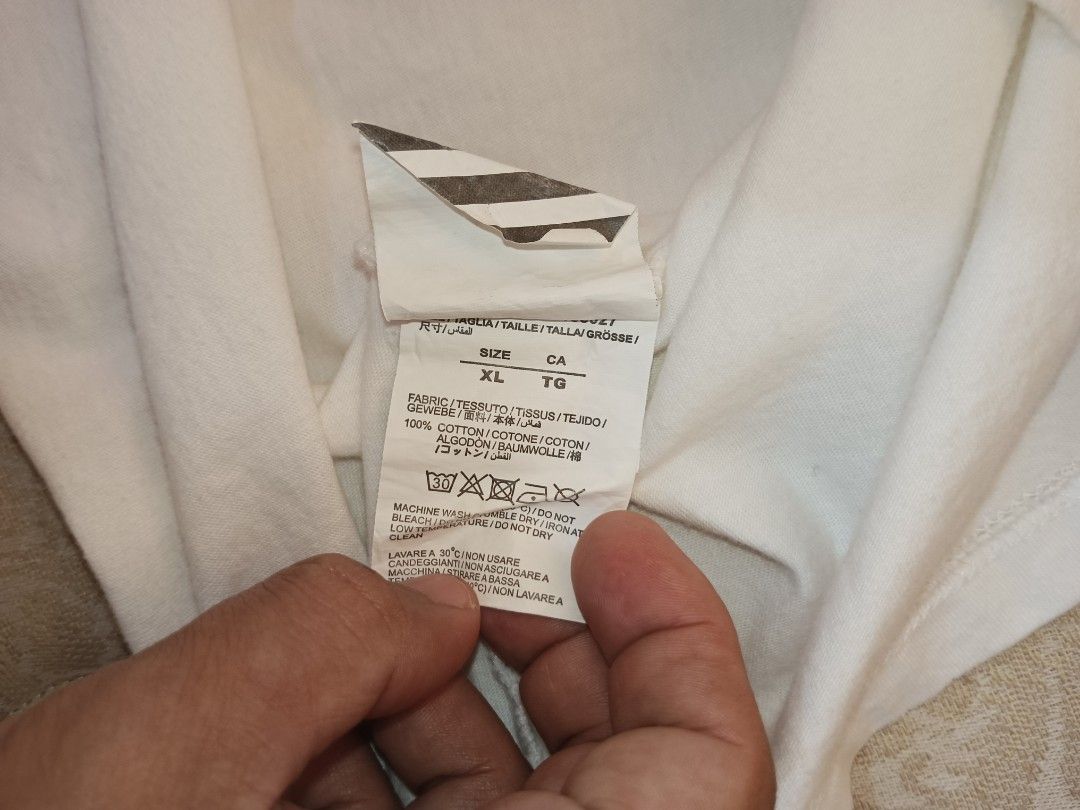 OFF - WHITE MAIN LABEL ( ORIGINAL ), Men's Fashion, Tops & Sets ...