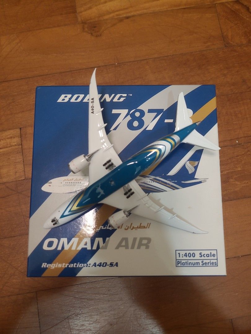 Oman Air Boeing 787-8 1:400 model, Hobbies & Toys, Toys & Games on ...