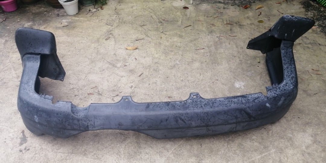 Original Rear Bumper Honda Crv Rd1, Auto Accessories on Carousell